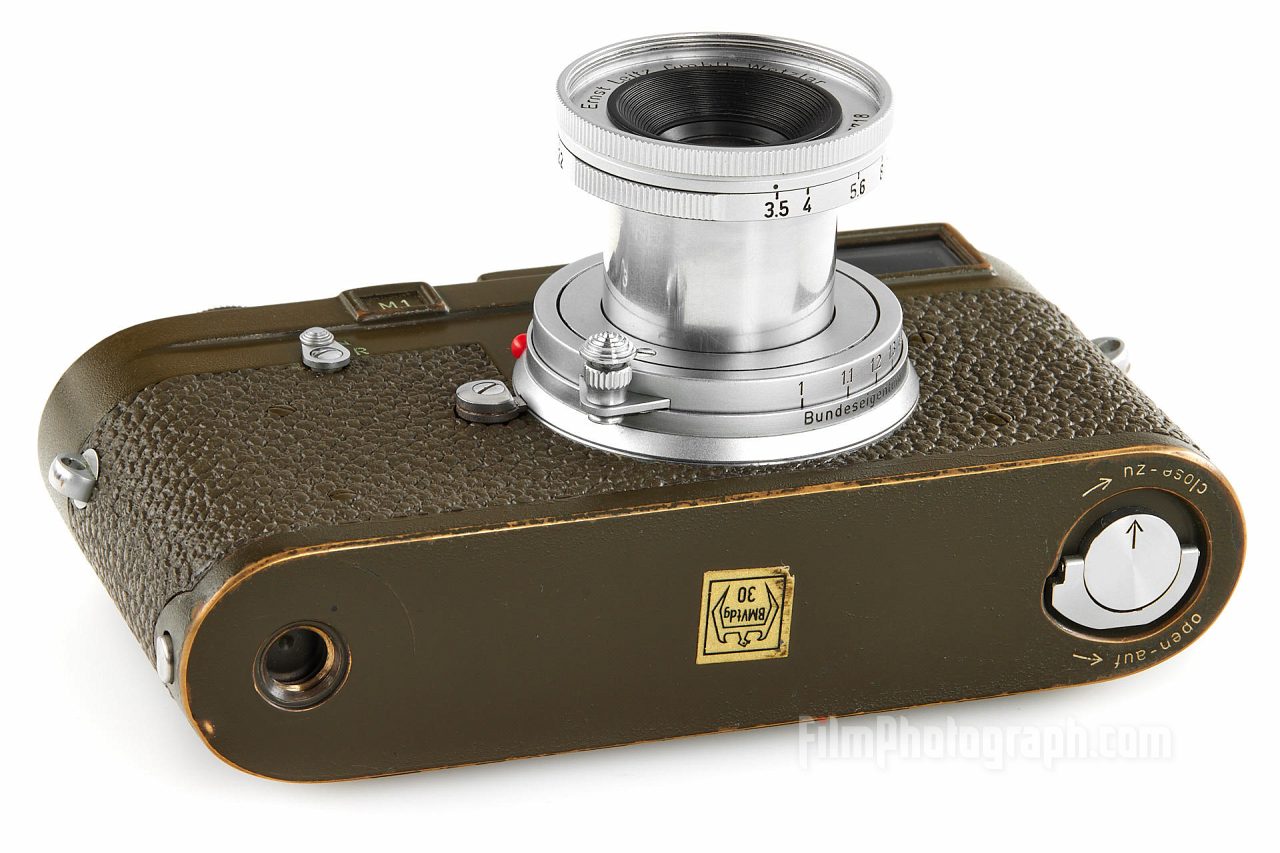 Leica M1 olive Bundeseigentum - FilmPhotograph.com