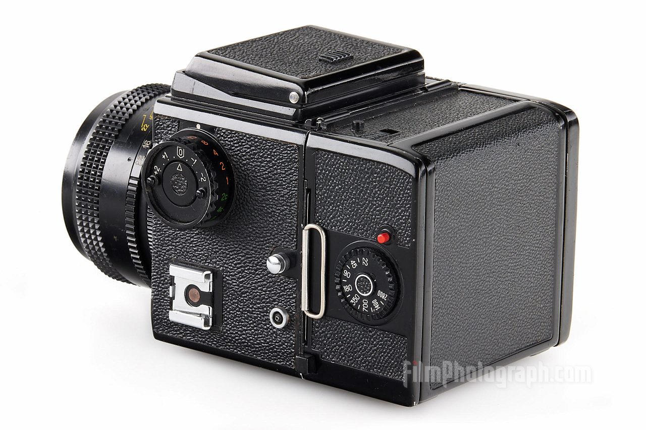 Kiev 90 - FilmPhotograph.com