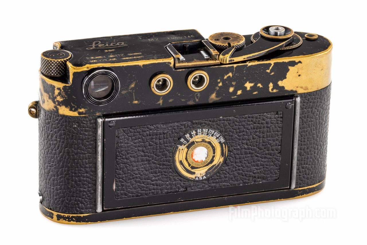 Leica M2 black paint “John Bulmer” - FilmPhotograph.com