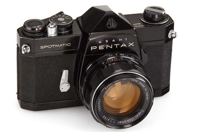 Pentax SP black, 1964 - FilmPhotograph.com